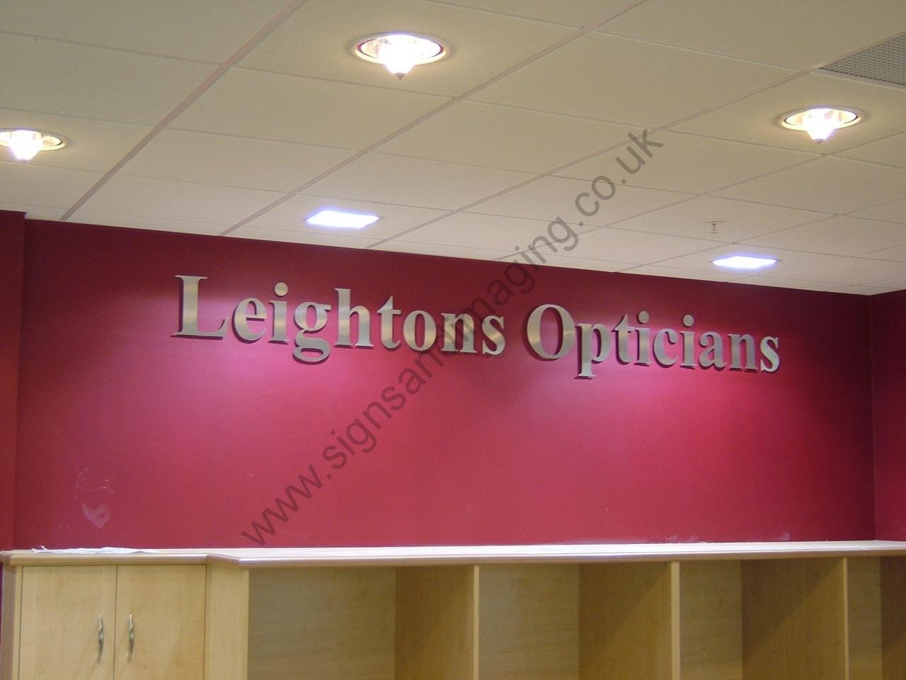 Flat Cut Lettering - Signs and Imaging