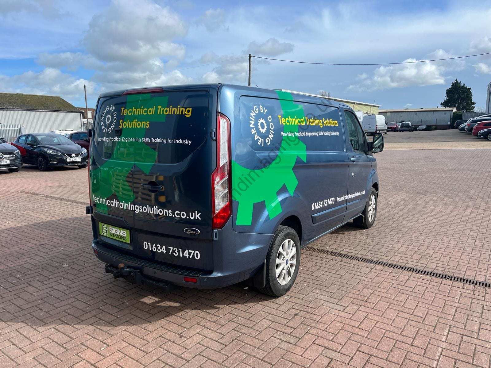 Vehicle Wrapping Kent | Expert Fleet & Van Wraps – Signs & Imaging ...