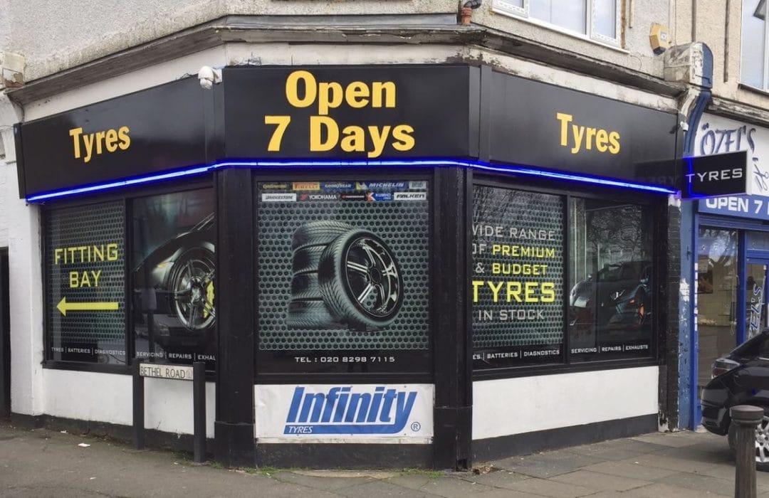 Striking Window Graphics for Welling Service Centre - Signs and Imaging