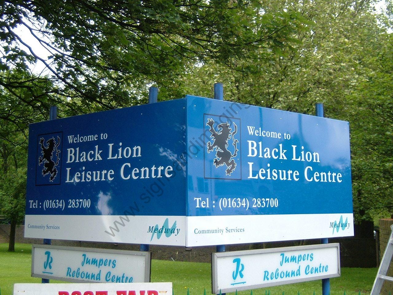 Post & Panel Signs, Signposts | Signs and Imaging